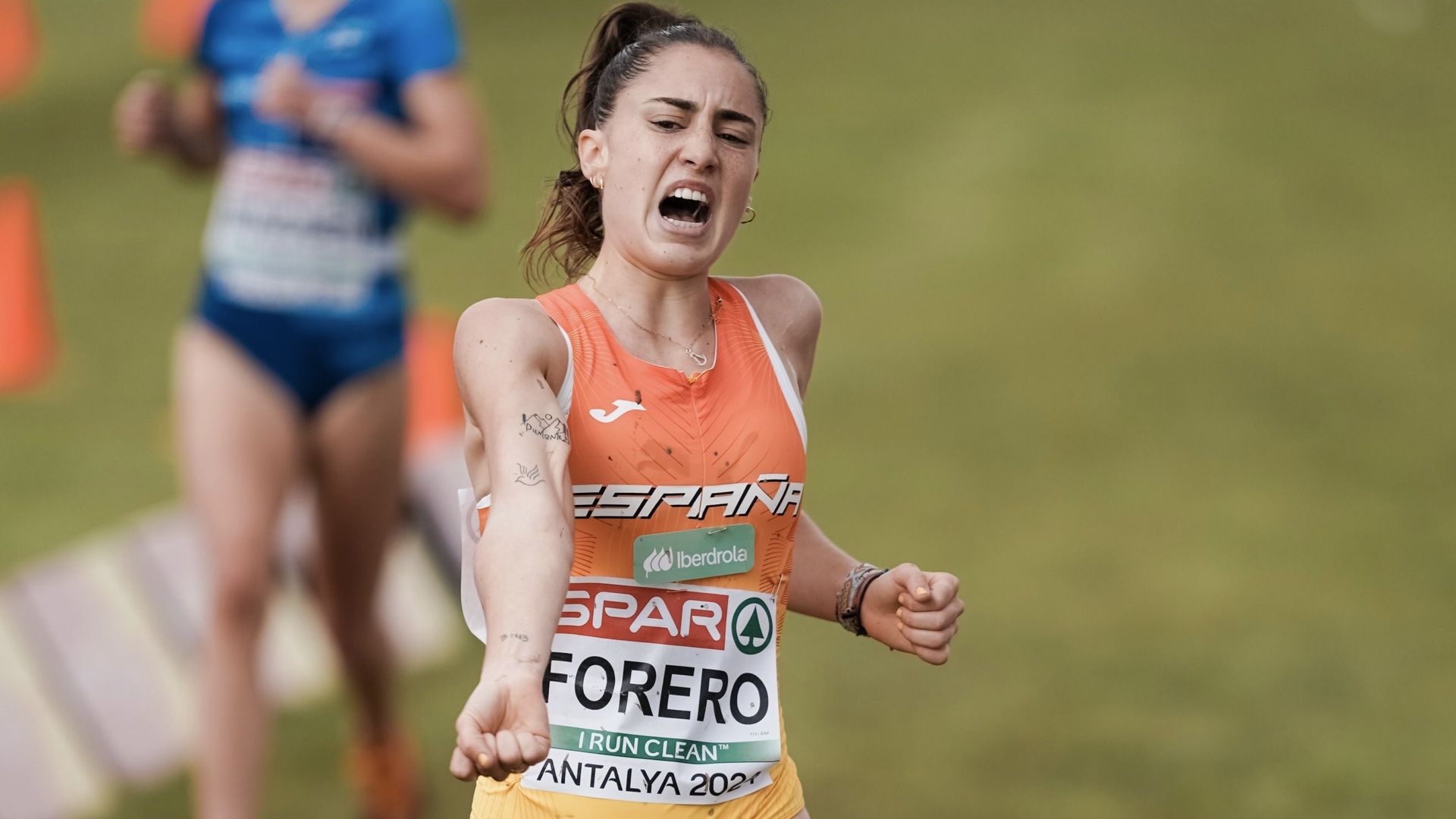 Corredor | Dícese del hombre o mujer que ama correr