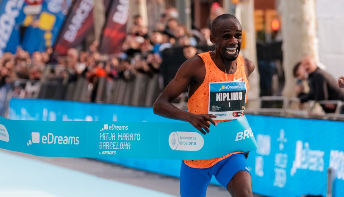 Maratón de Chicago 2025: seis hombres sub-2:04